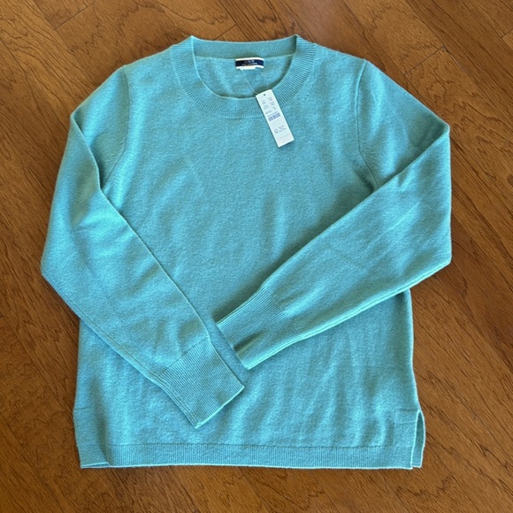 J. Crew | Sweaters | New J Crew Cashmere Crew Neck Sweater | Poshmark